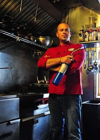 Steak Au Poivre | Gear Patrol