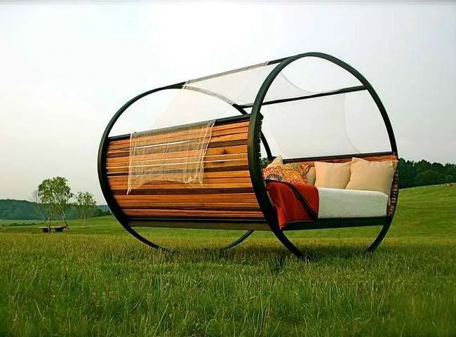 Mood Rocking Bed | Gear Patrol