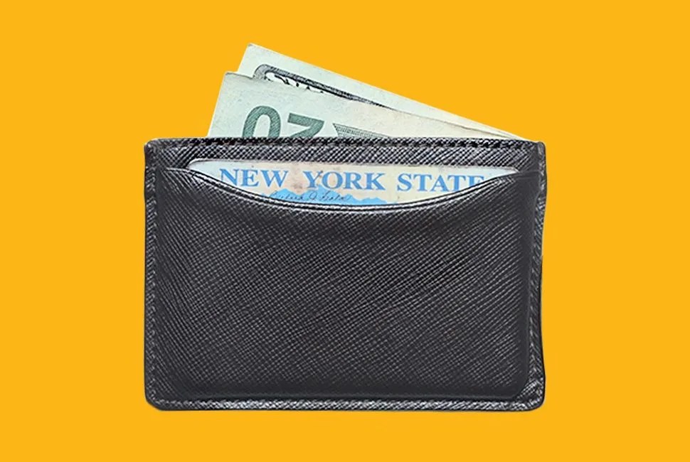 A Minimalist Approach to Everyday Carry | Gear Patrol