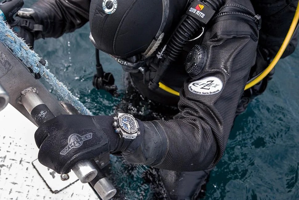 The Hublot King Power Oceanographic 1000 Shines under the Surface ...