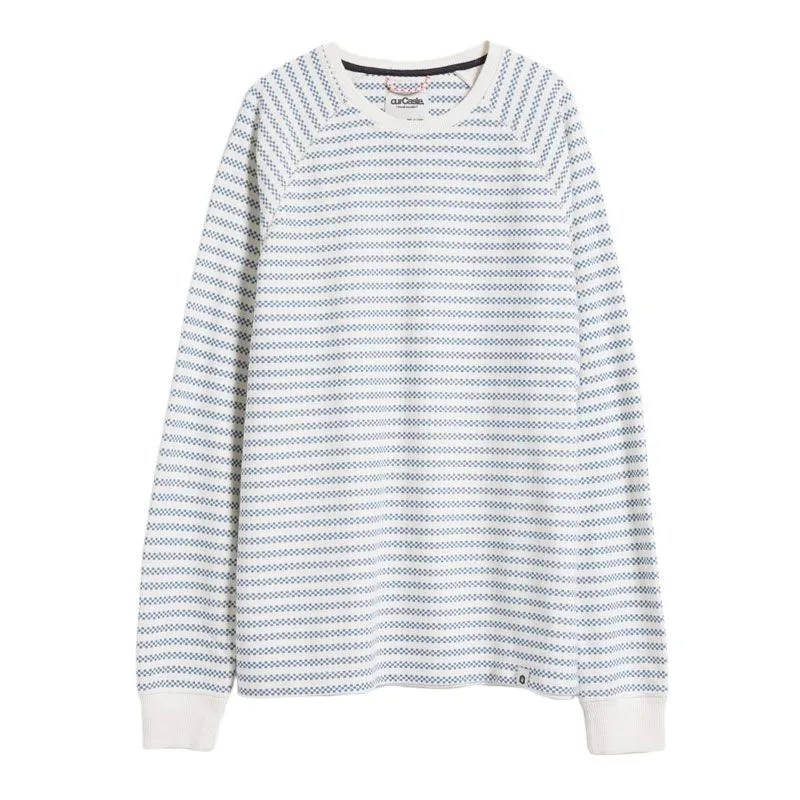 12 Raglan Tees for Comfortable Summer Wear | Gear Patrol