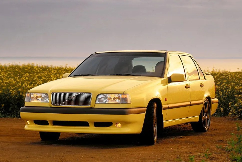 The Volvo 850 GLT Is the Perfect First Car | Gear Patrol