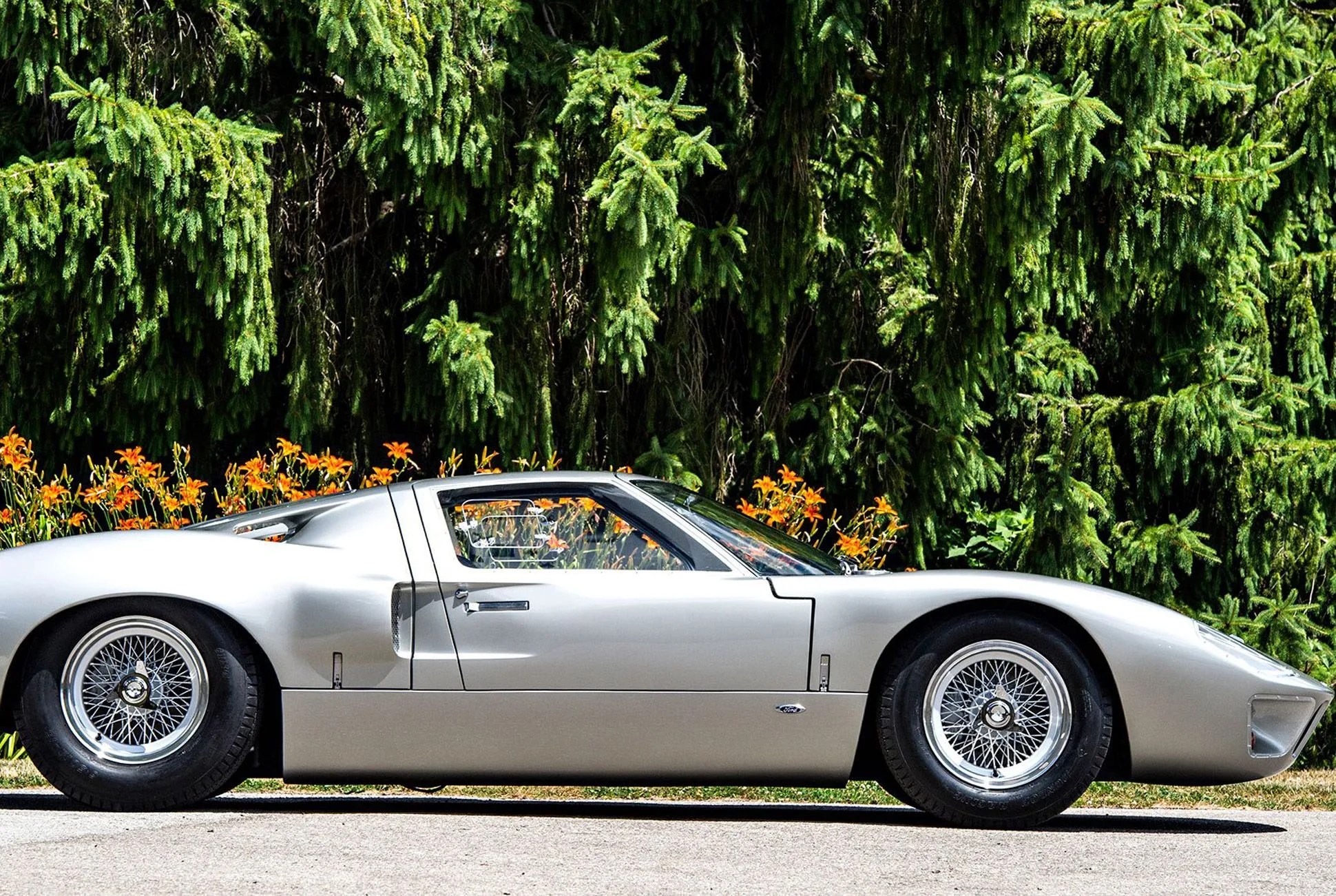 Definitive Supercars of the ’60s | Gear Patrol