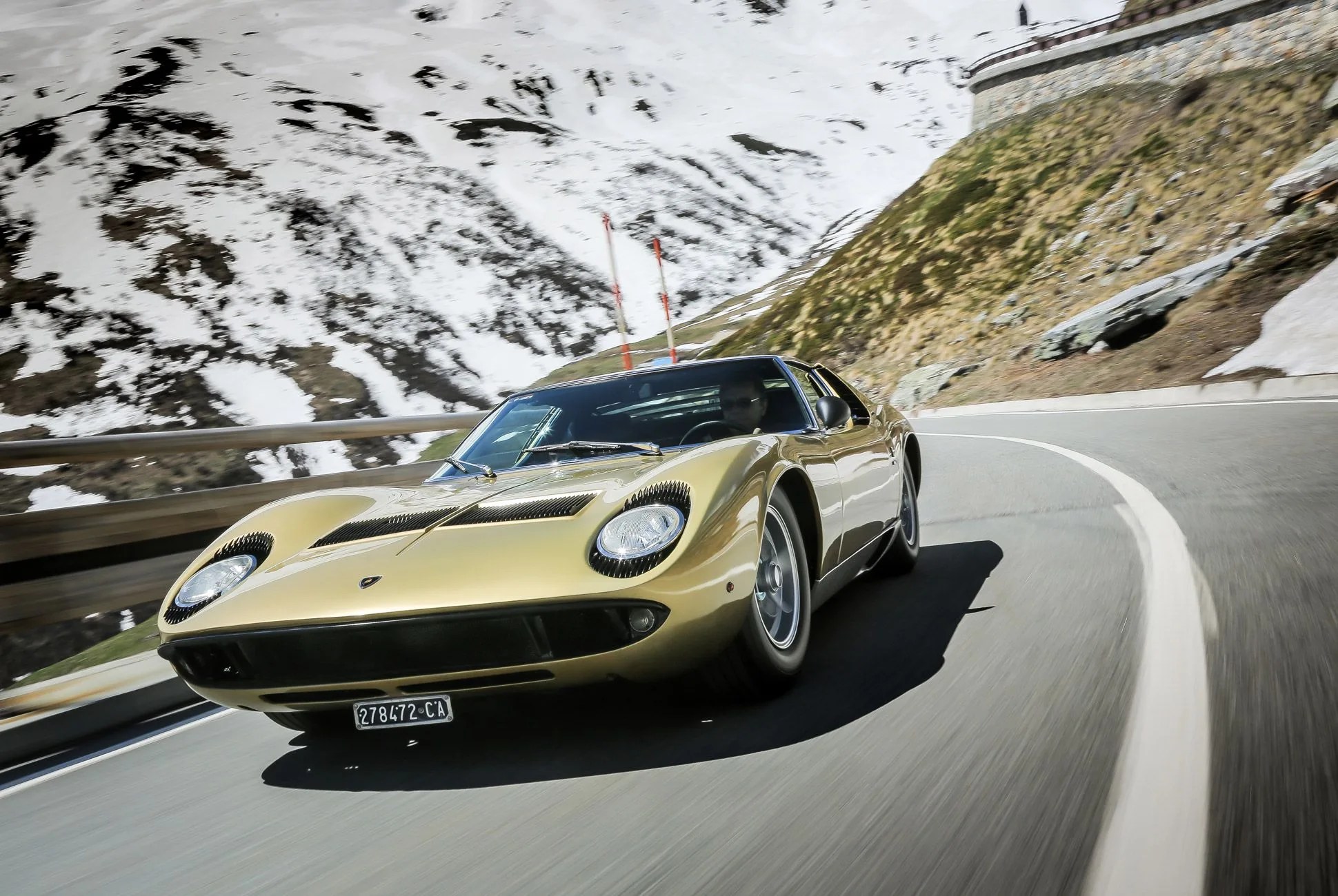 Definitive Supercars of the ’60s | Gear Patrol