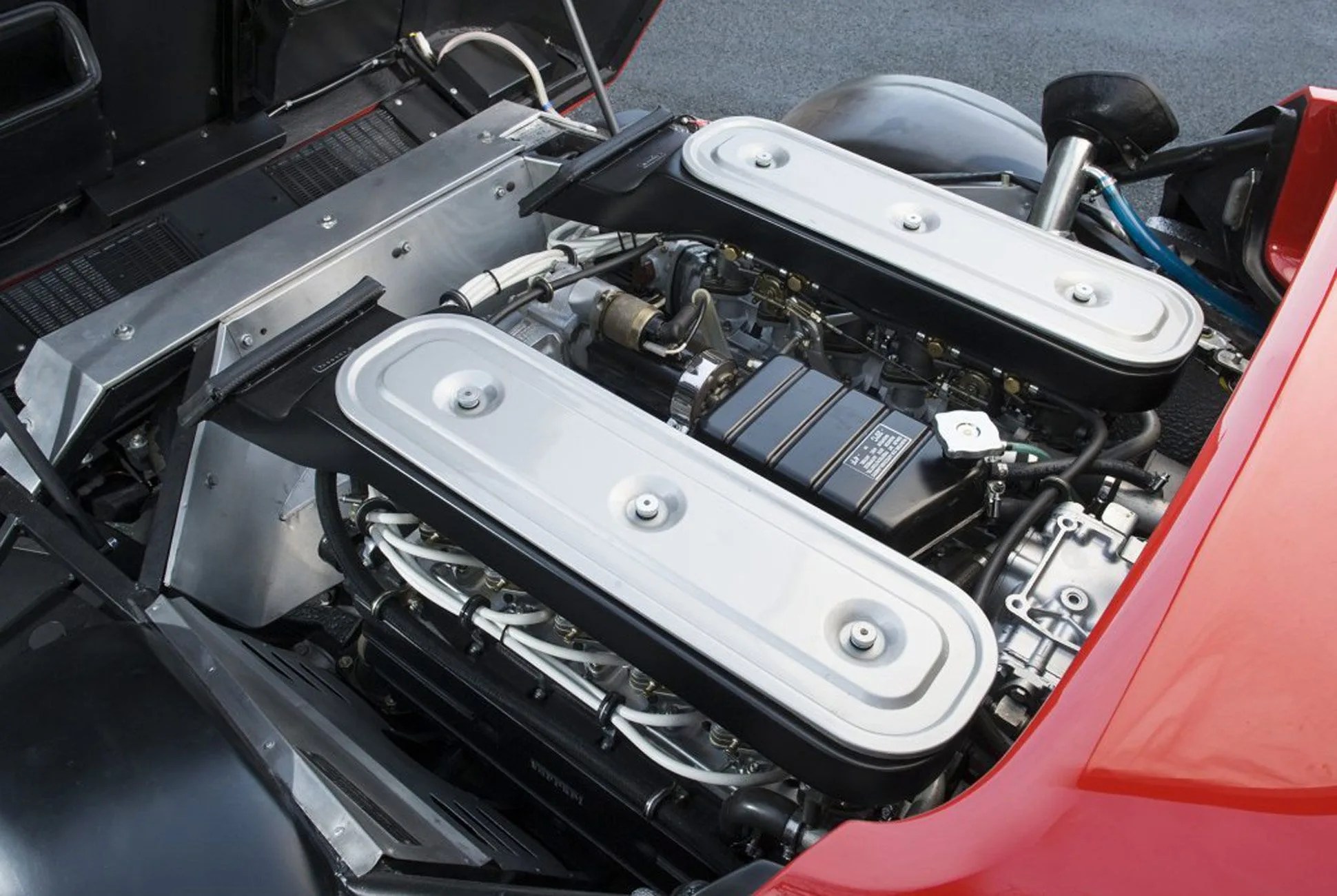 A Look at the Sexy, Mind-Bending Supercars of the ’70s | Gear Patrol