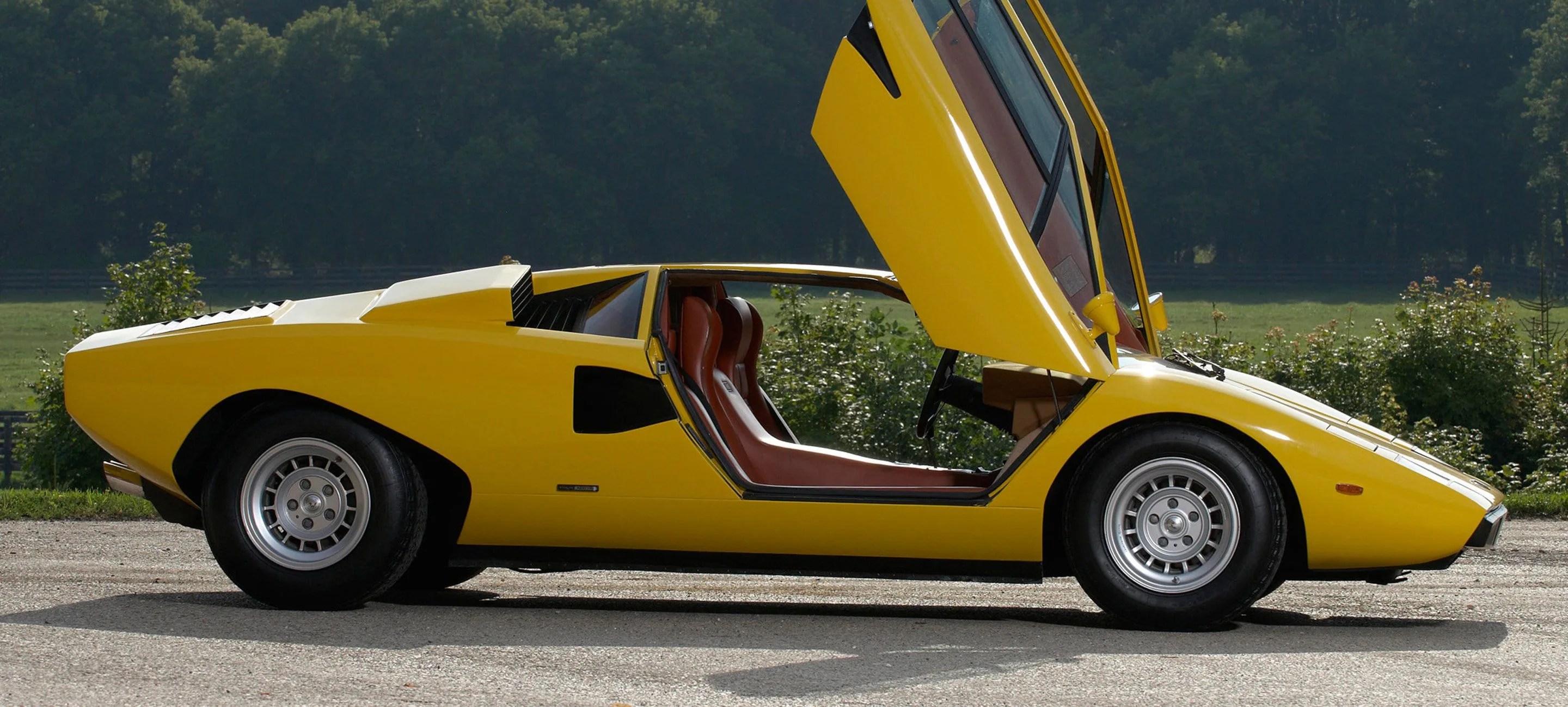 A Look at the Sexy, Mind-Bending Supercars of the ’70s | Gear Patrol