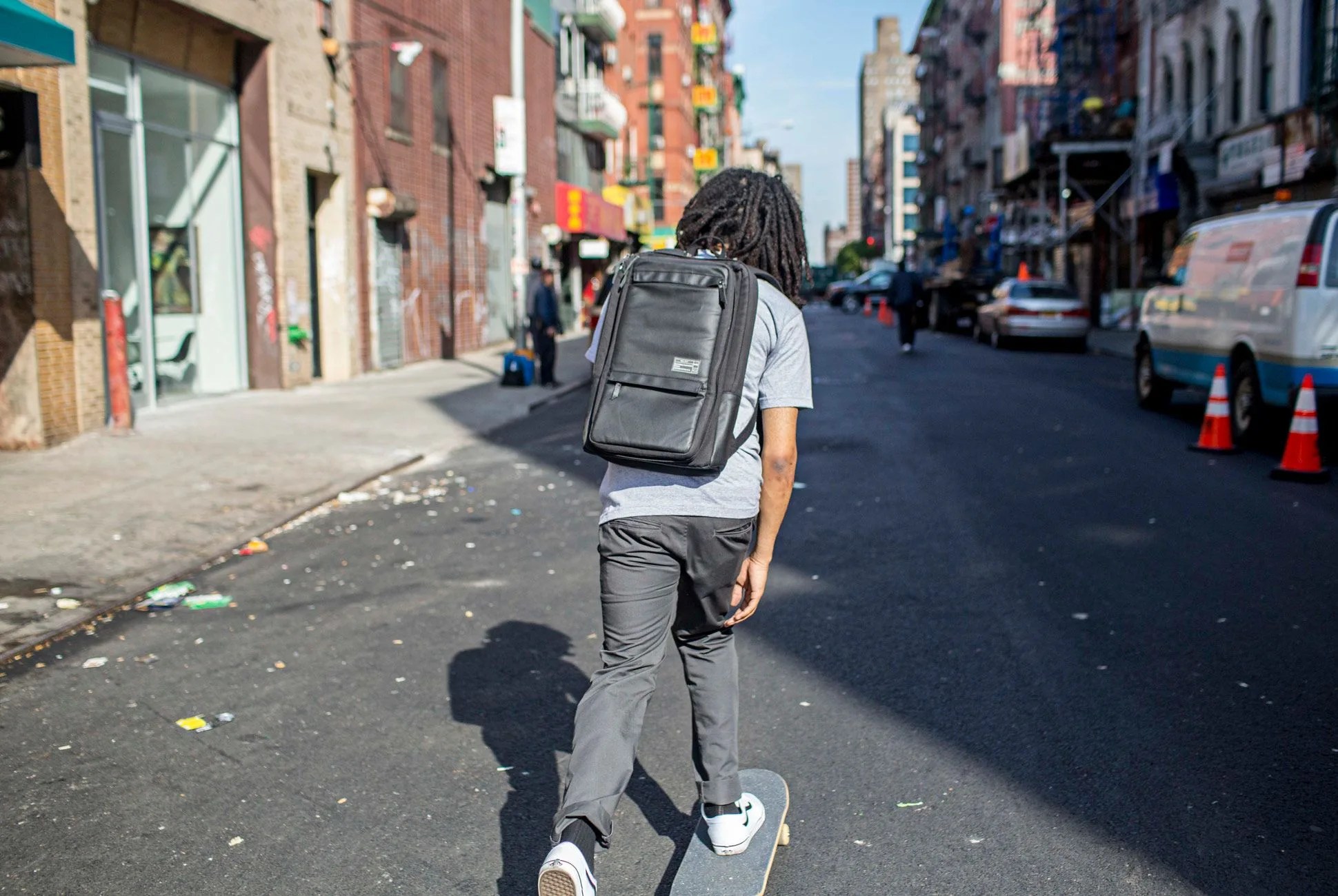 The Functional Apron Line Loved by World Class Chefs | Gear Patrol