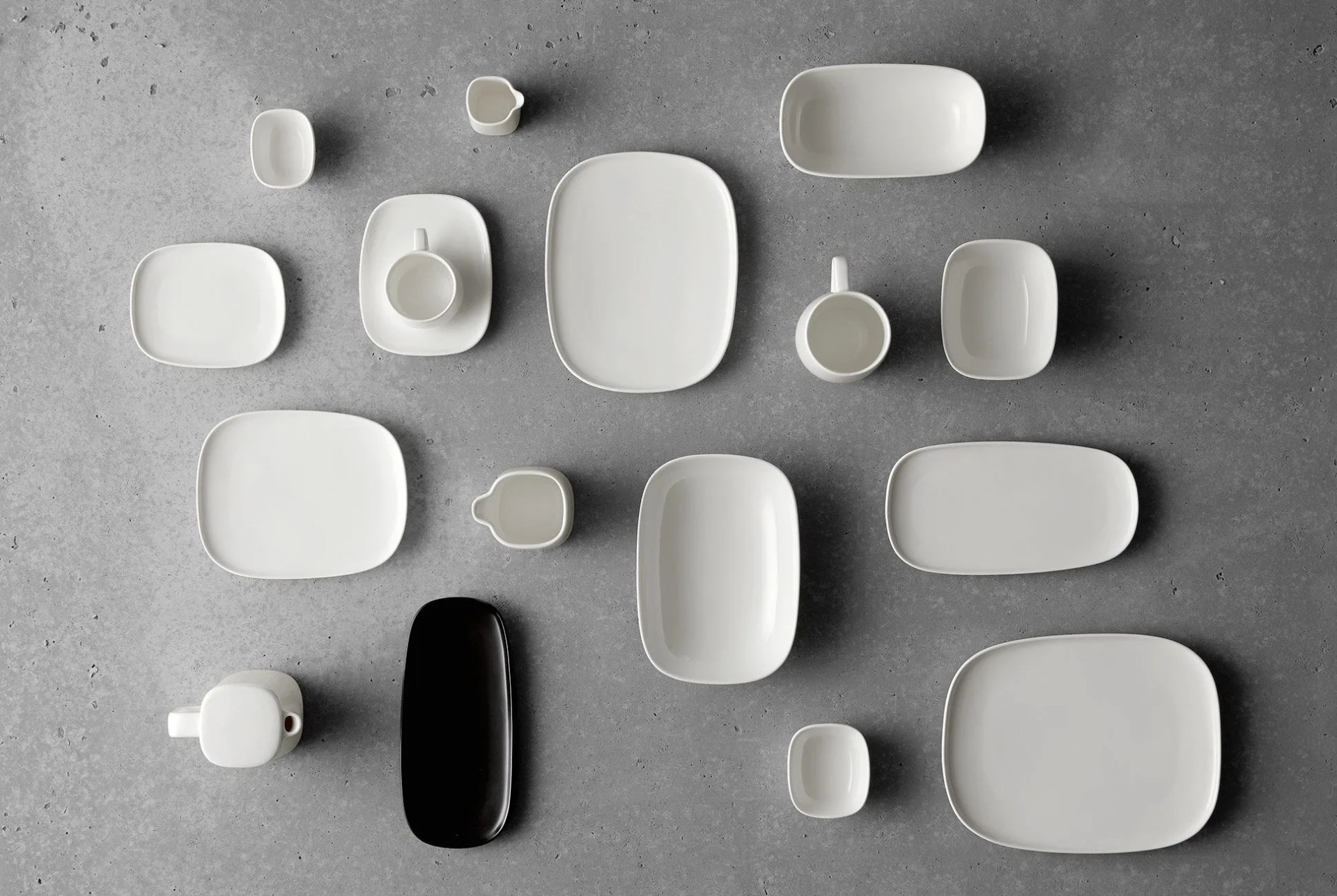 You’re Going to Want Delta’s New First Class Dinnerware for Your Home ...