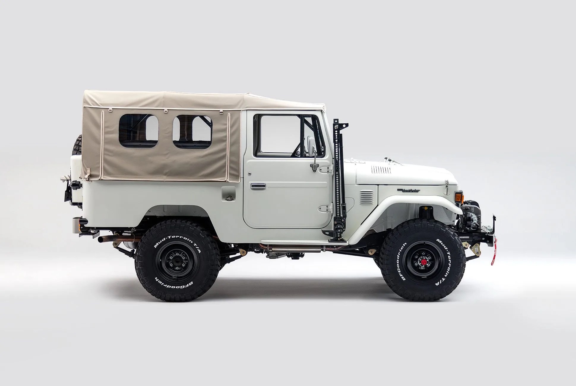 A Classic Toyota FJ Re-engineered To Meet the Demands of Modern Driving ...