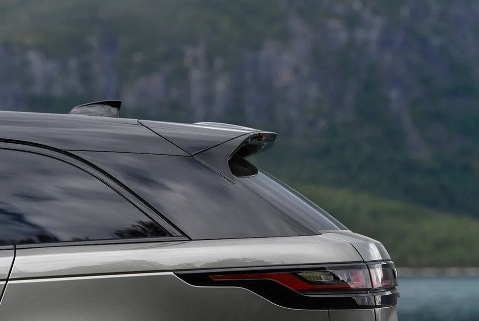 The Elegant New Range Rover Velar Is an Off-Roader for Design Lovers ...