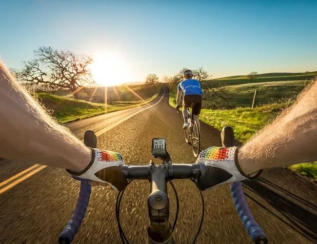 The ELEMNT Mini Is an Uncomplicated Yet Powerful Bike Computer for the ...