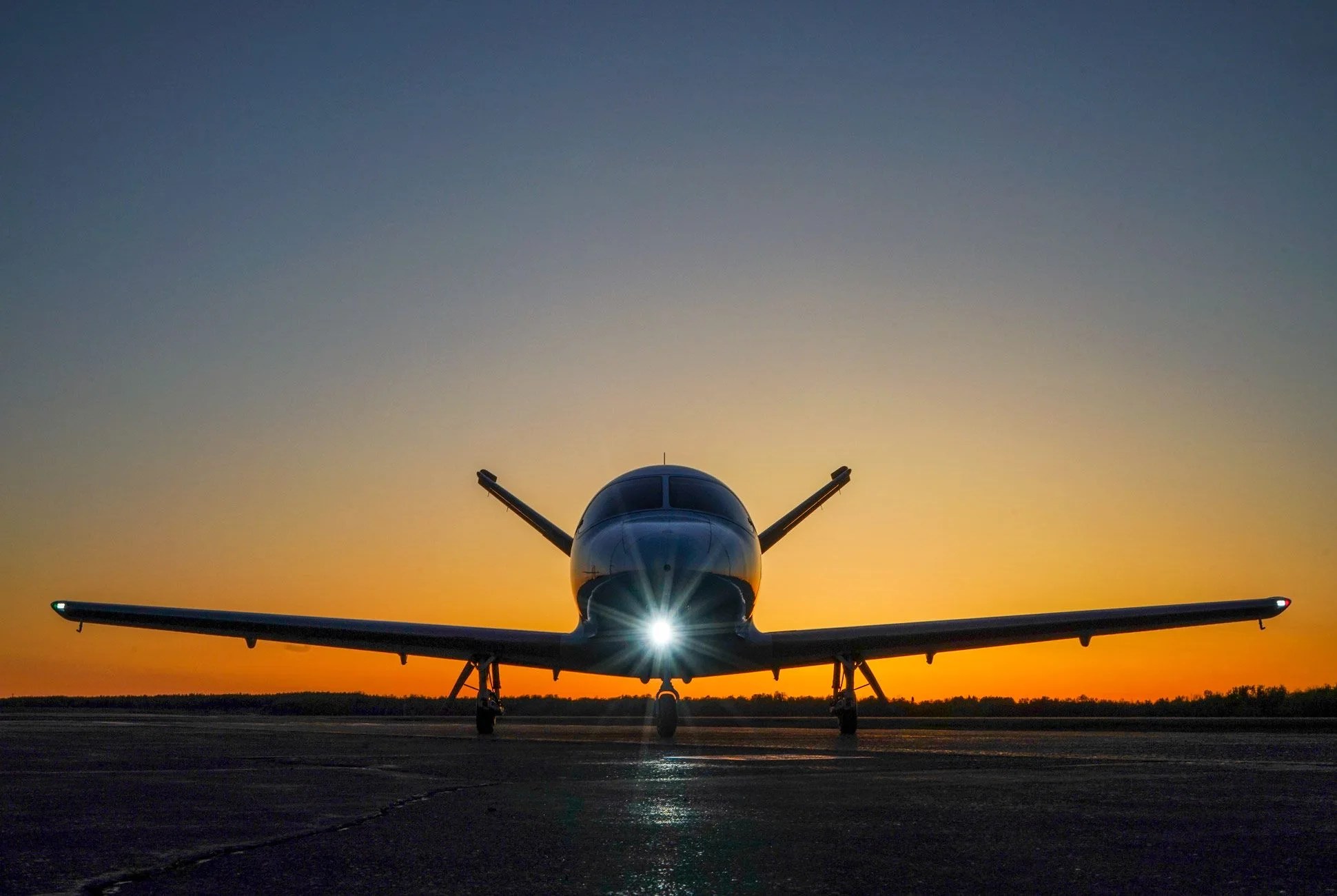 The $2 Million Cirrus Vision Private Jet Is Unlike Any Other in the Sky ...