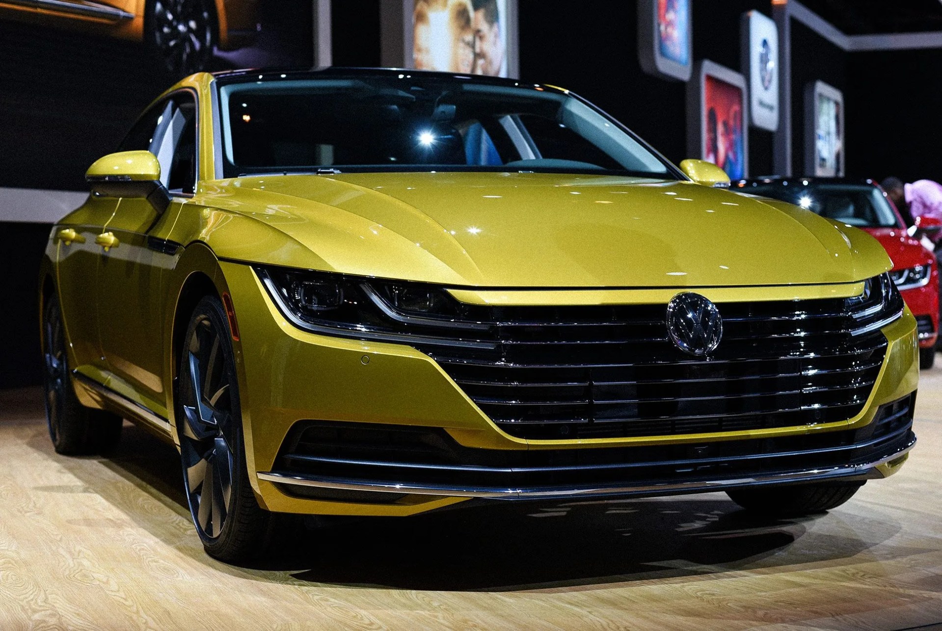 Volkswagen’s Beautifully-Designed Sedan Is a Luxury Car at a Lower ...