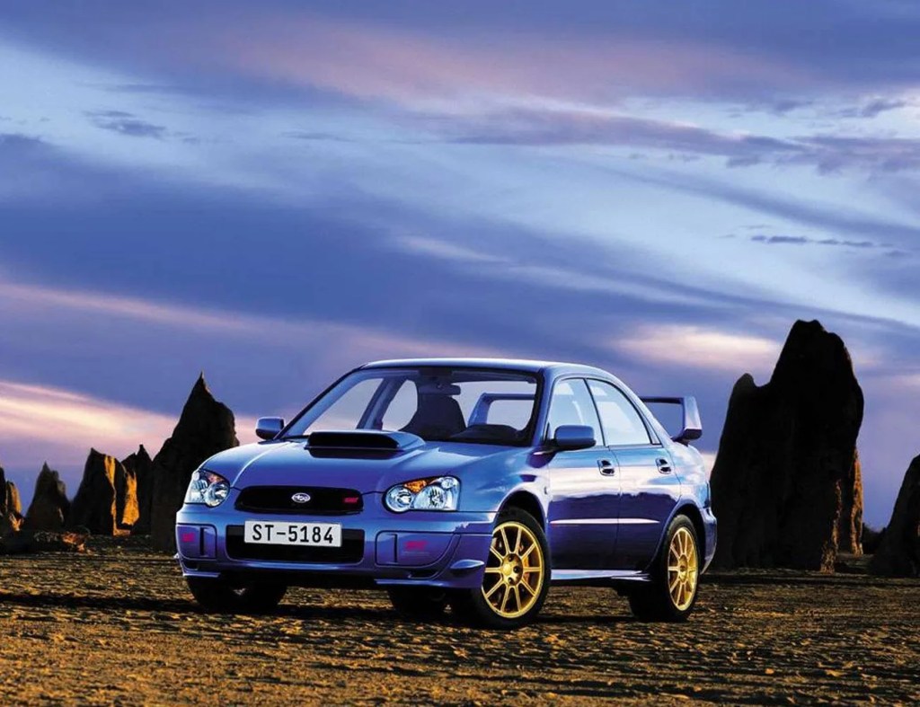15 of the Most Outstanding Automotive Hood Scoops and Air Ducts of All ...