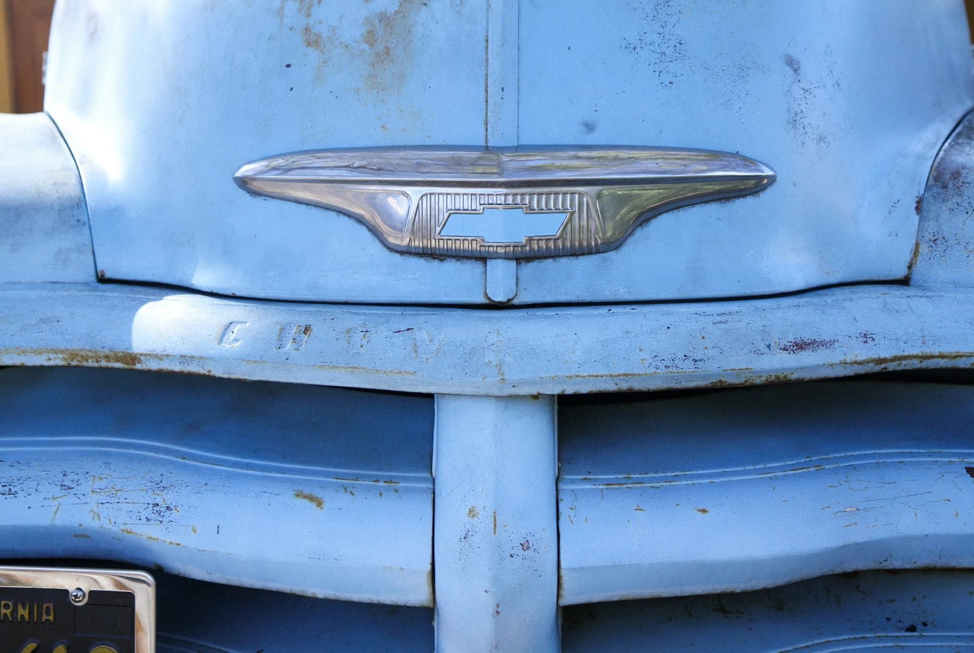 The Silverado Centennial Edition Is a Perfect Modern Throwback Pickup ...