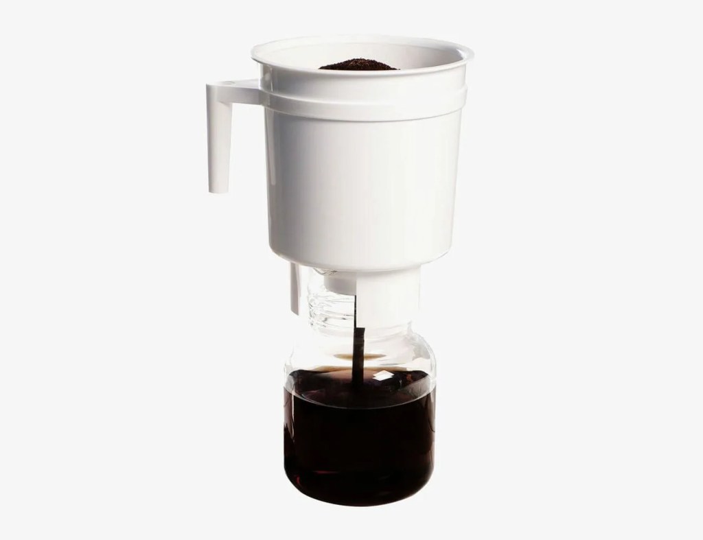 How to Make Cold Brew Coffee (and Everything You Need to Do It) | Gear ...