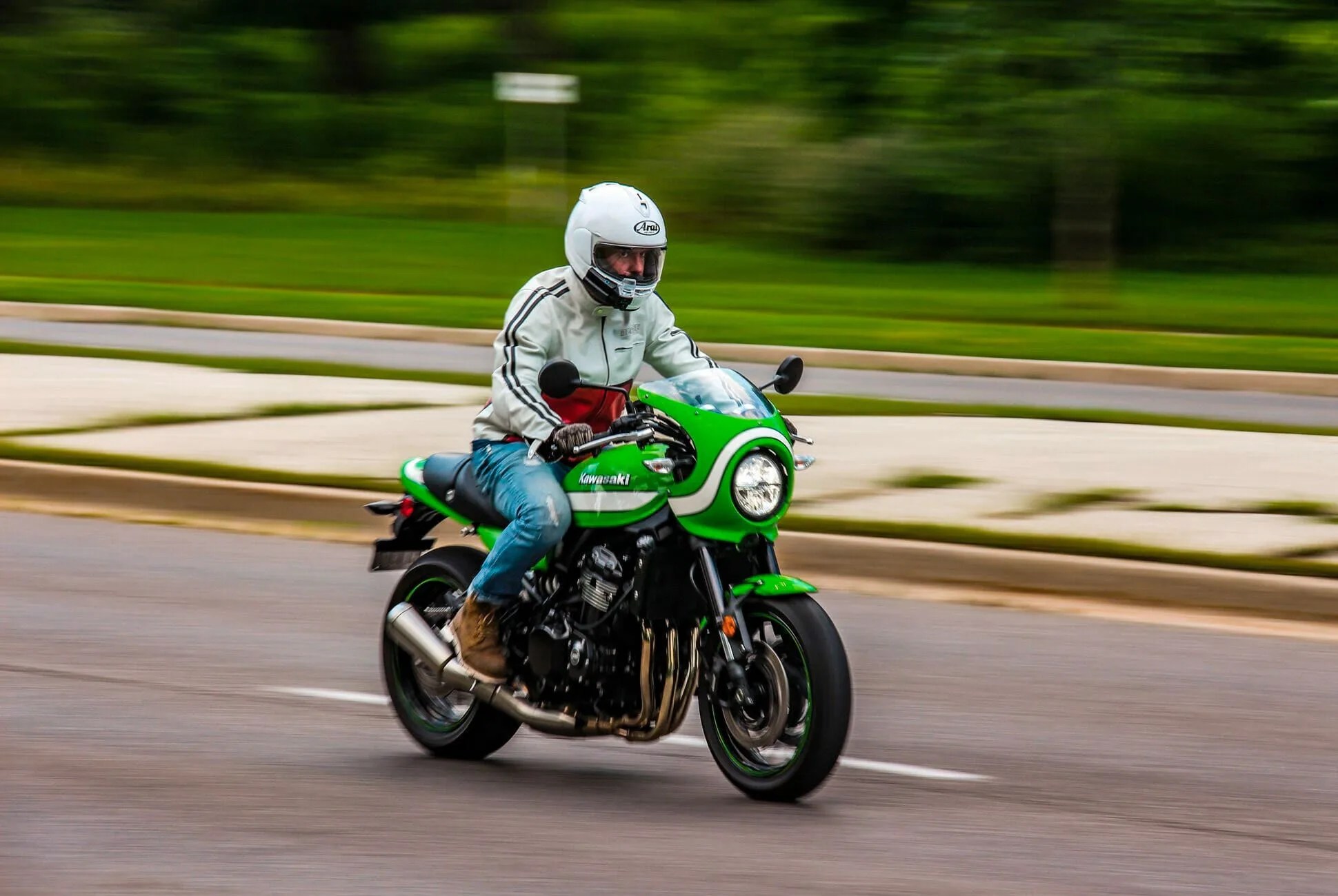 In A Crowded Market, the Kawasaki Z900RS Cafe Stands Out | Gear Patrol