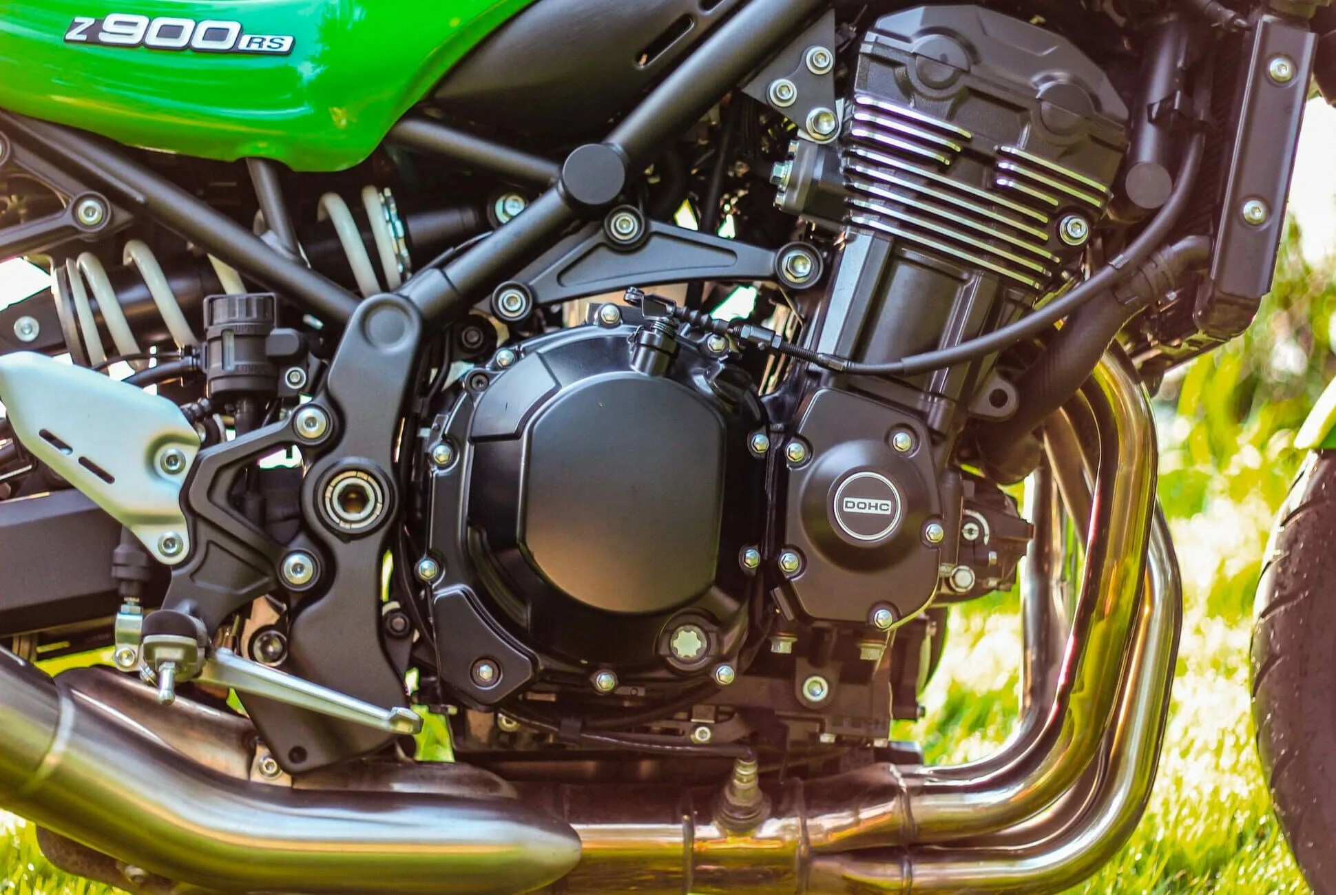 In A Crowded Market, the Kawasaki Z900RS Cafe Stands Out | Gear Patrol