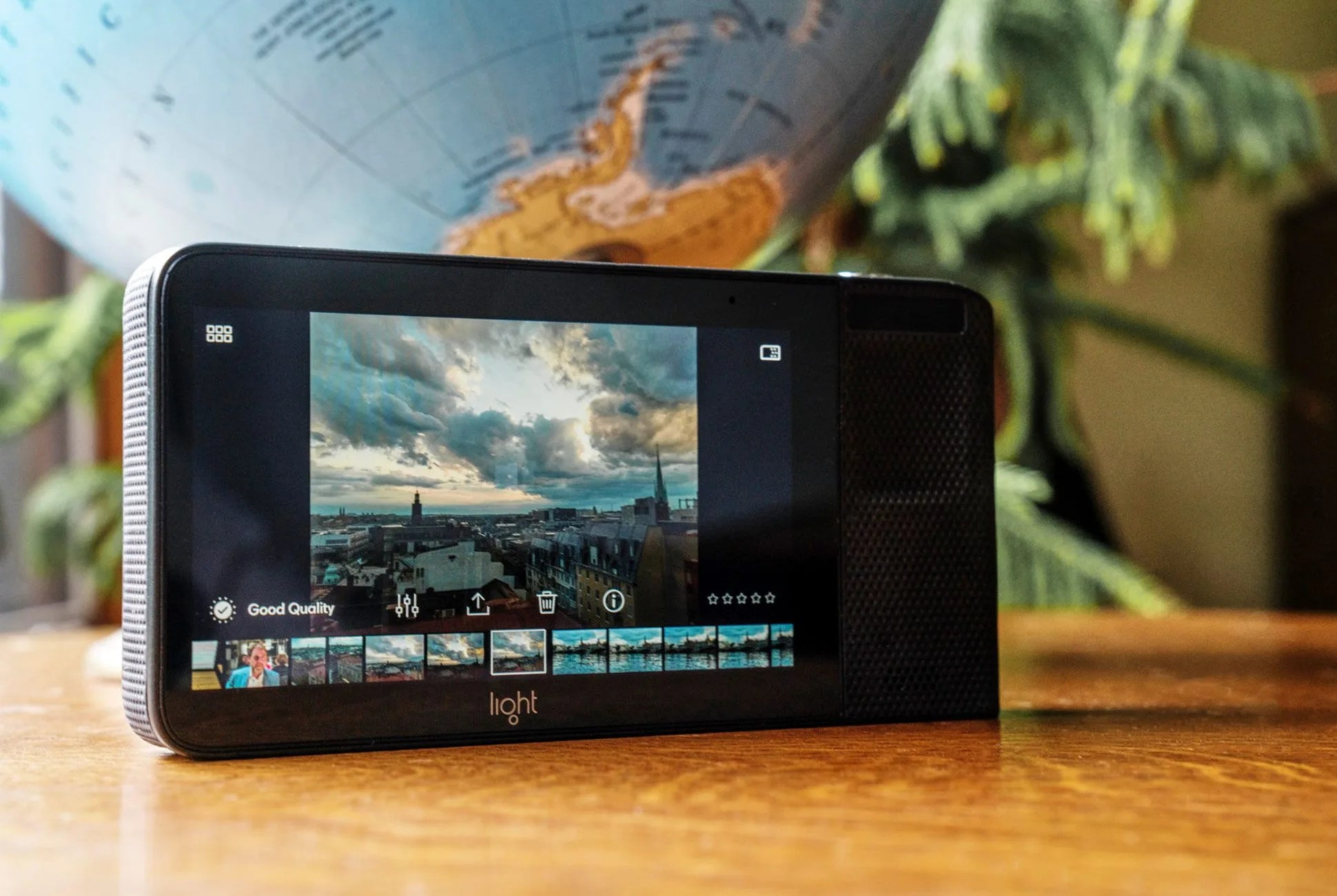 Light L16 Camera Review: How Do 16 Lenses Compare to Your iPhone’s Two ...