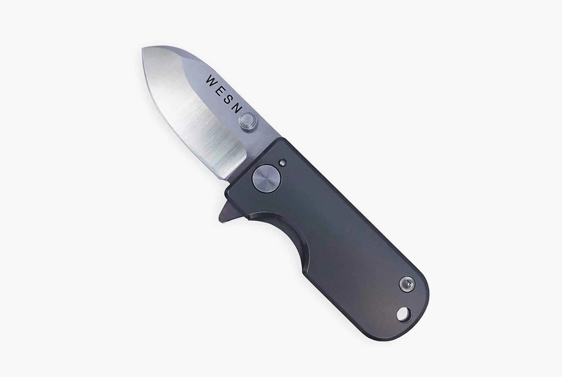 You’ll Actually Use This Tiny EDC Pocket Knife | Gear Patrol