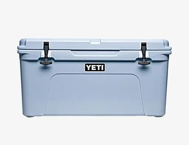 How the Country’s Oldest Heli Skiing Operation Uses the Internet to Fly ...