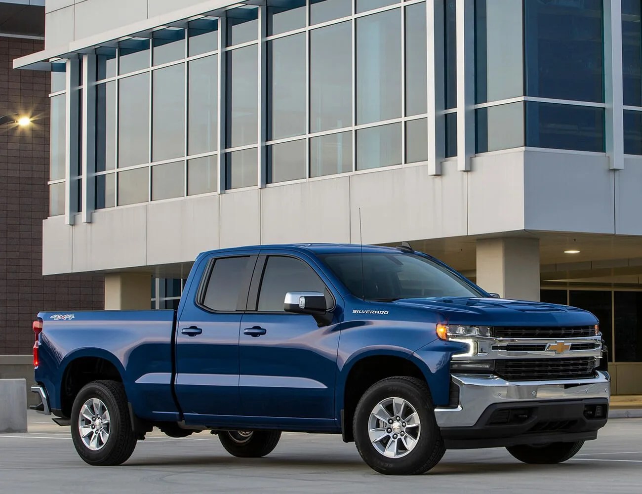 SUVs & Trucks