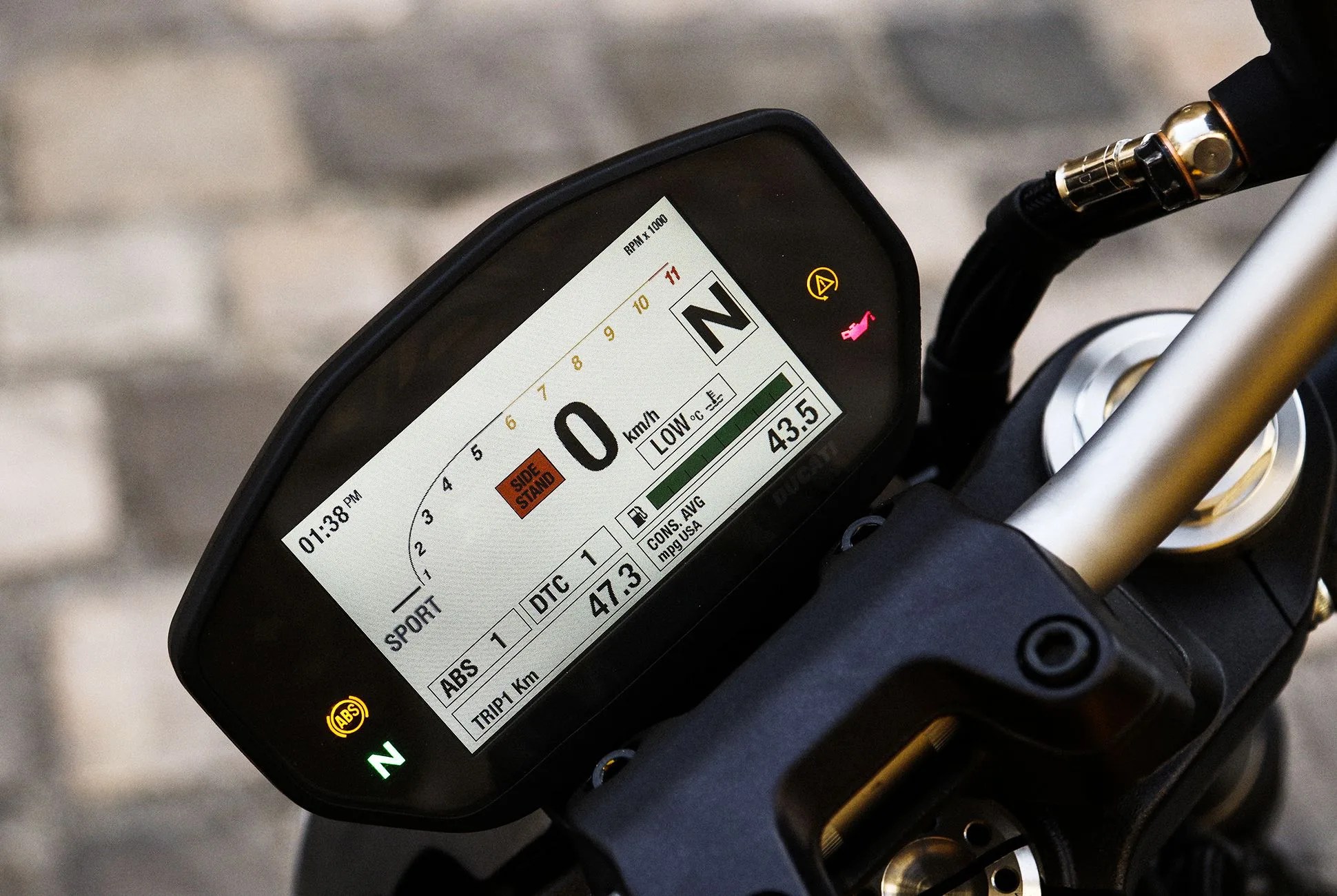 TFT Displays Are the Next Motorcycle Technology Trend | Gear Patrol