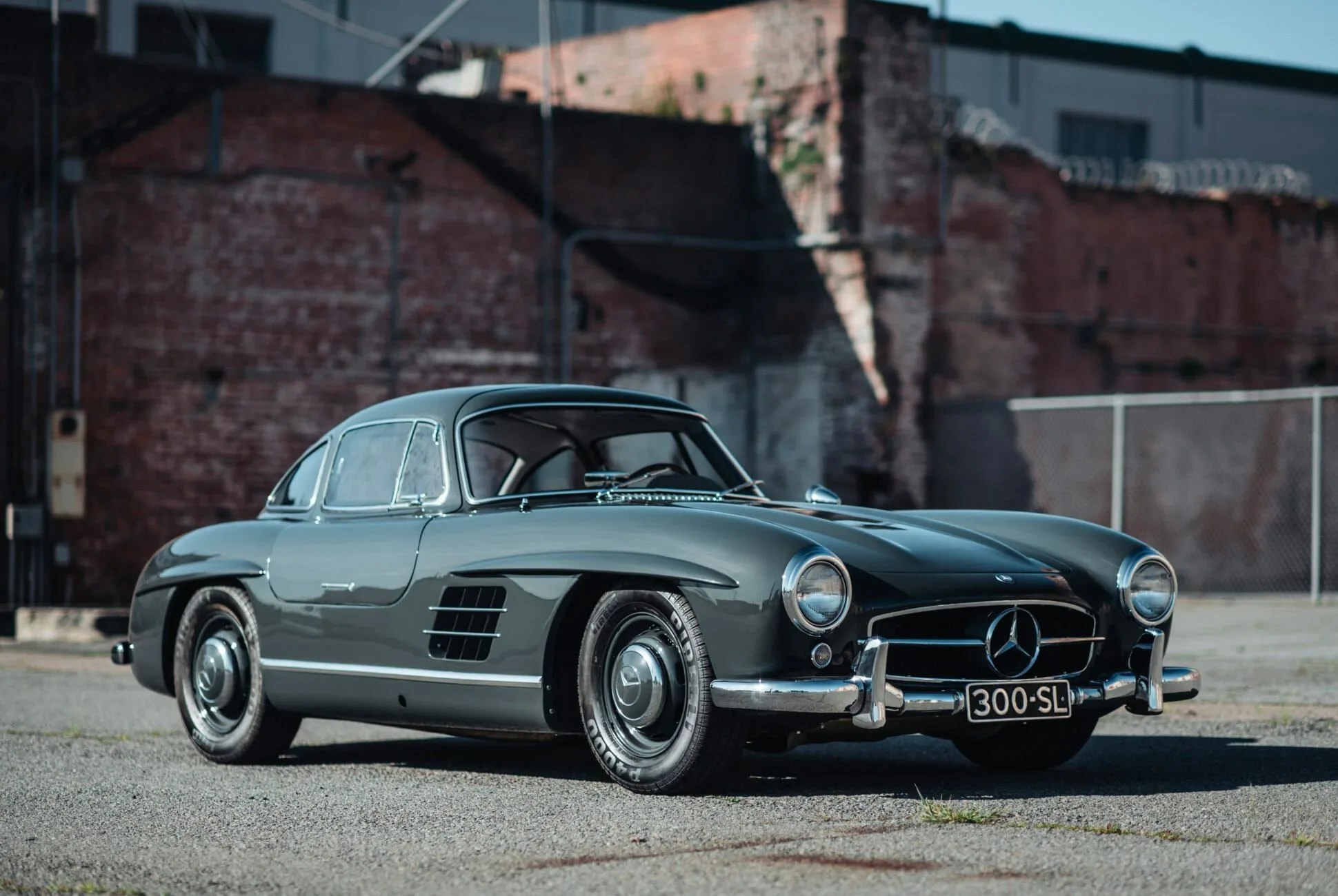 One of the Most Iconic Mercedes-Benzes of All Time Is Up For Grabs ...