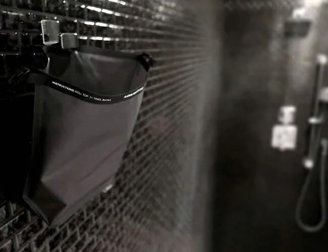 This Minimalist Dopp Kit Is Rugged, Functional and Affordable | Gear Patrol