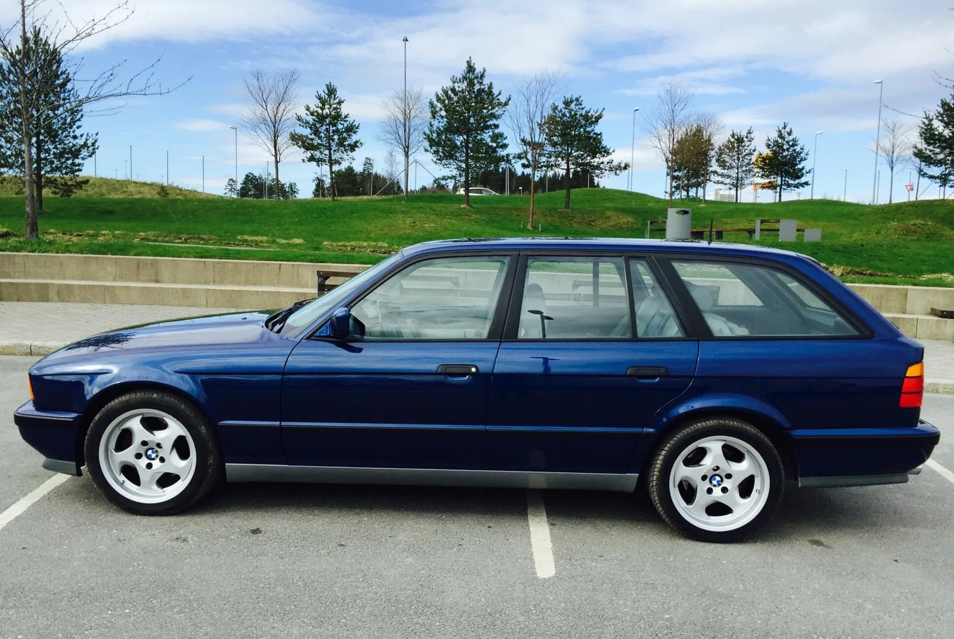 This BMW M5 Wagon Is Spectacular, Affordable and the Ultimate Dad Car ...