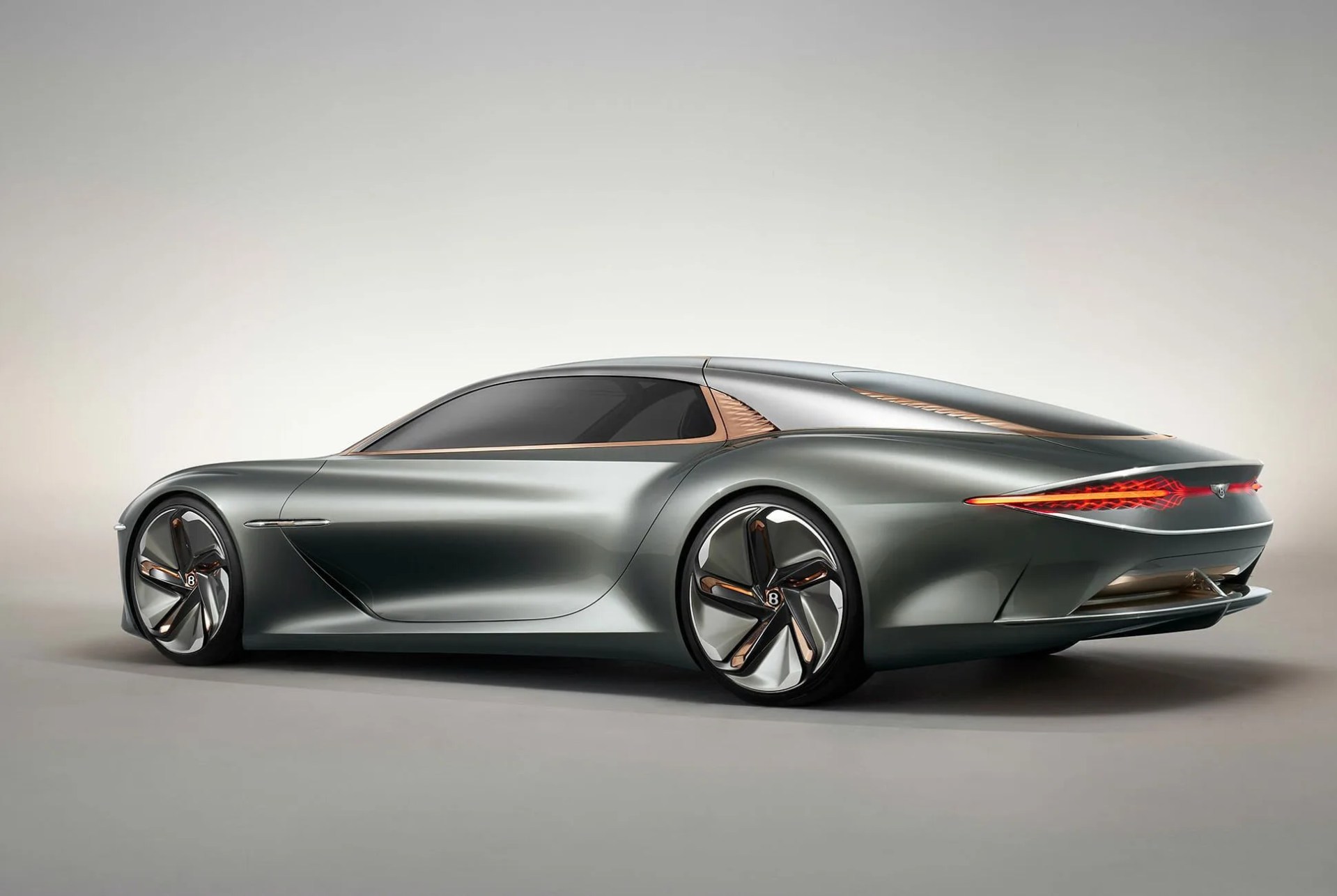 A Bentley Designer Explains How Electrification Shapes the Brand’s ...