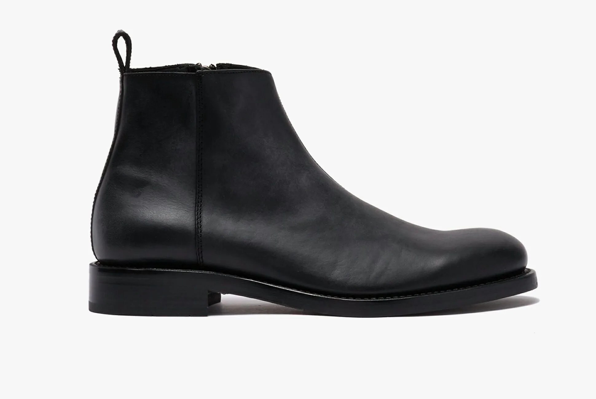 Get These Sleek $320 Chelsea Boots for $140 | Gear Patrol
