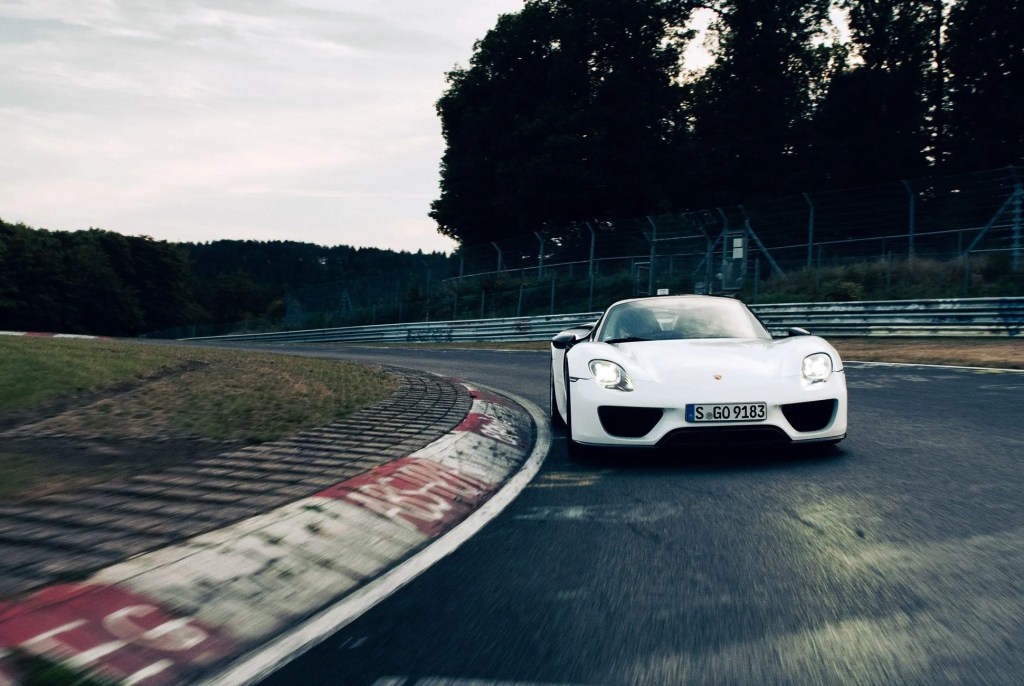 The Nürburgring Nordschleife Race Track: a Story of Porsches Setting ...