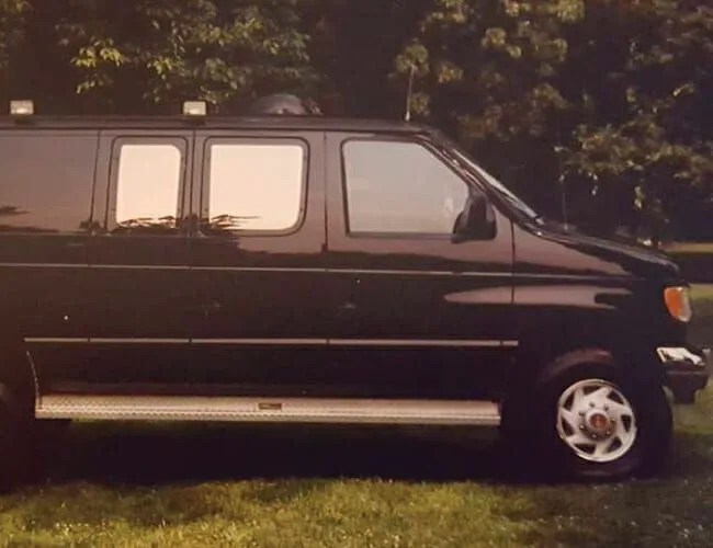 This 4WD Secret Service Van Is Ready to Become the Camper Van of Your ...