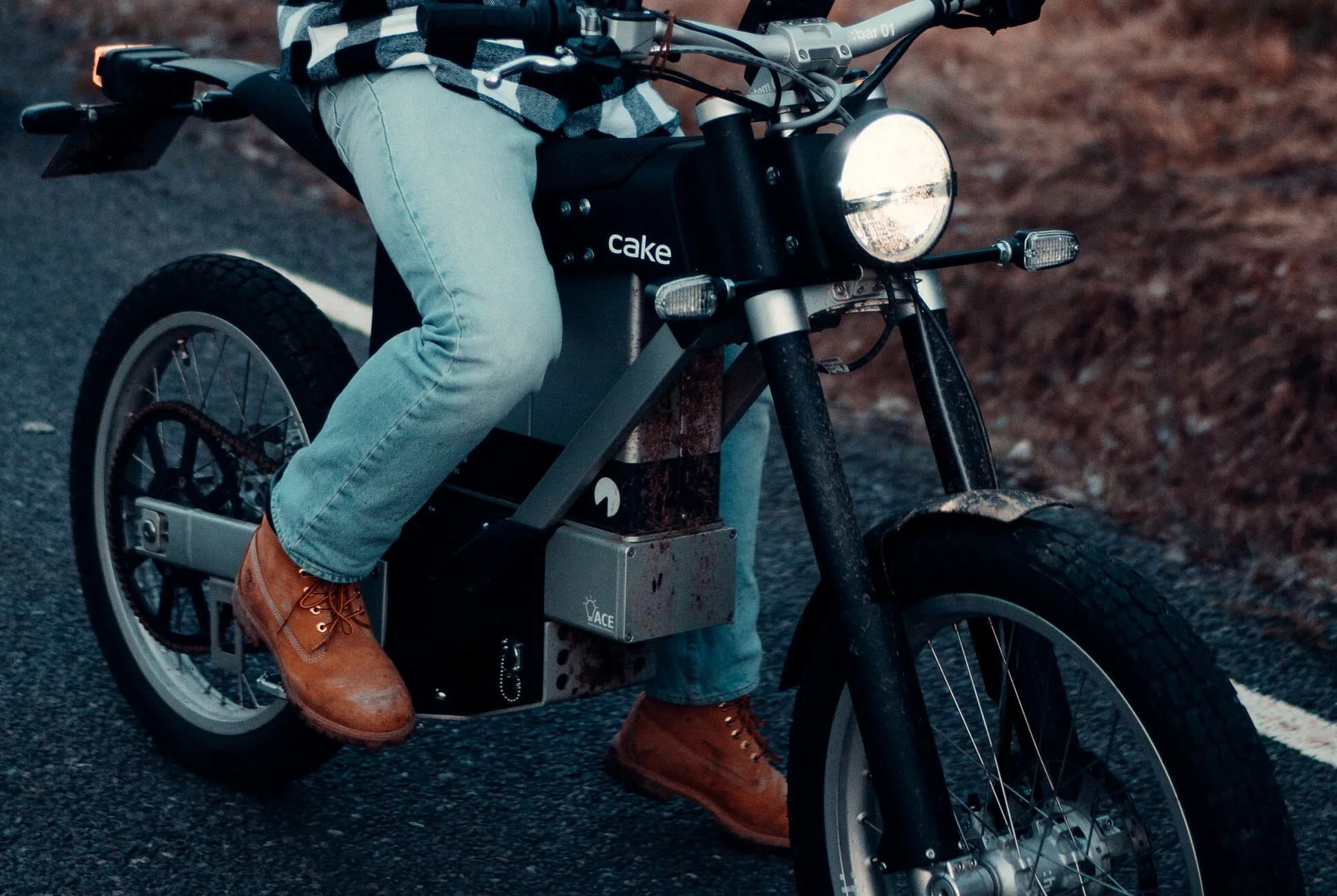 Cake’s New Electric Motorcycle Is a Badass Street-Legal Dirt Bike ...