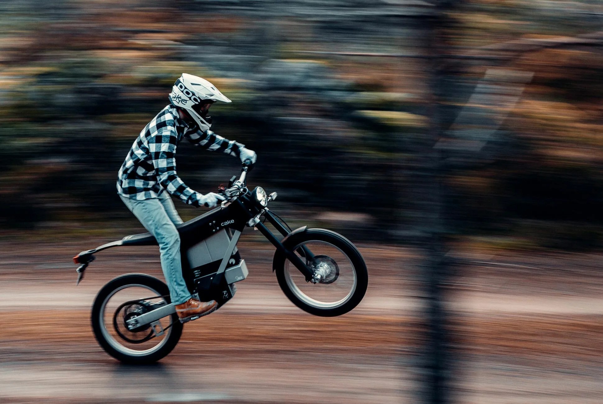 Cake’s New Electric Motorcycle Is a Badass Street-Legal Dirt Bike ...