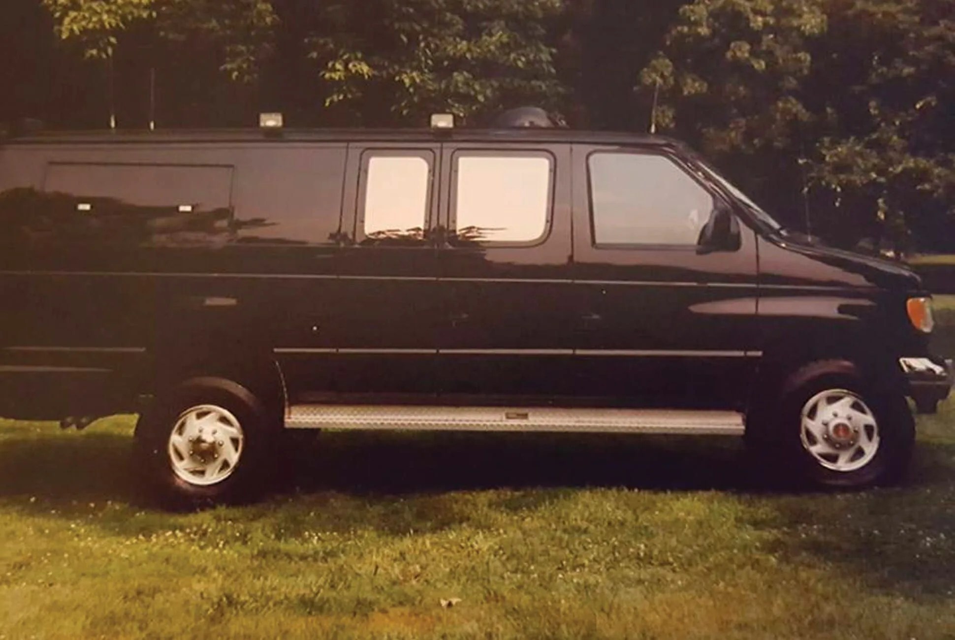 This 4WD Secret Service Van Is Ready to Become the Camper Van of Your ...