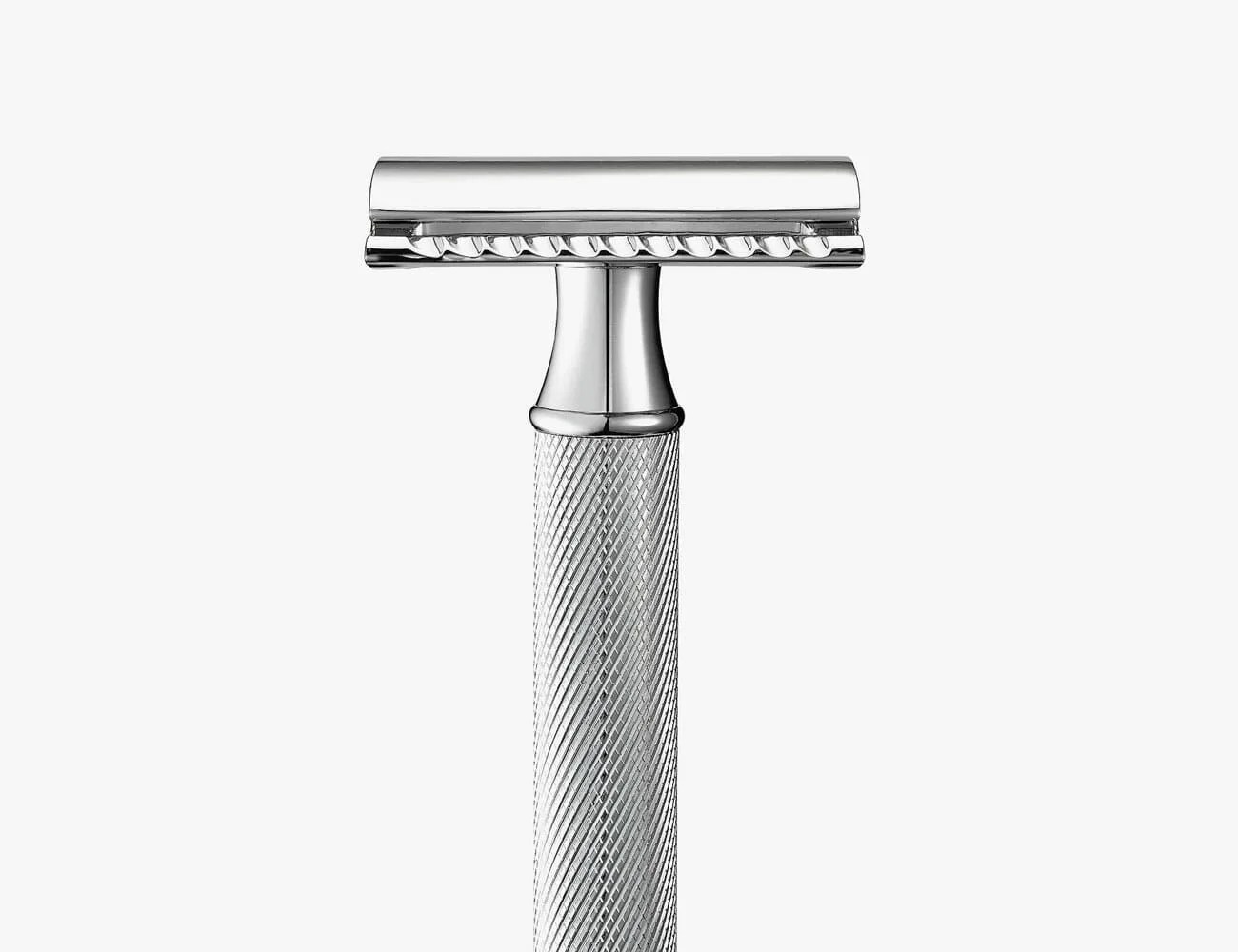 Going to Cut Your Own Hair? Use These Barber-Approved Grooming Tools ...