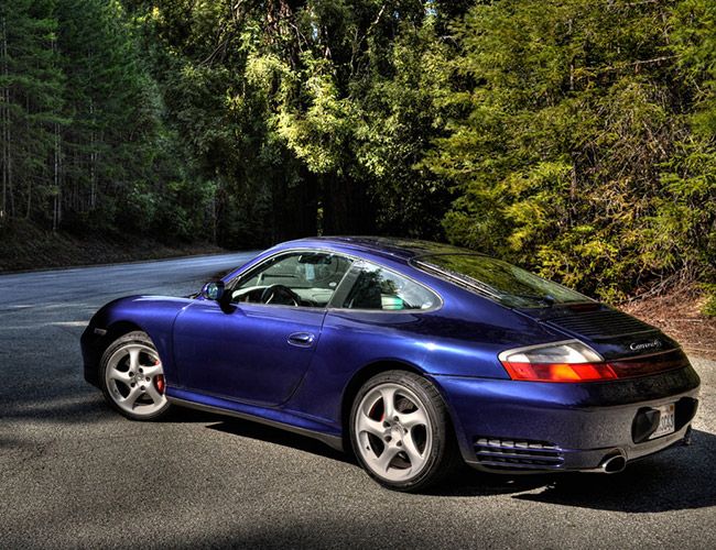 A Definitive Ranking of Blue Porsche 911s | Gear Patrol