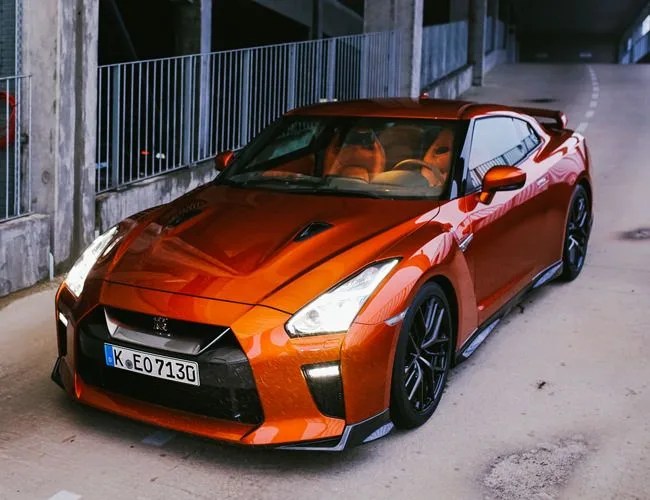 The New Nissan GT-R, a Storm, and the World’s Toughest Track — a White ...