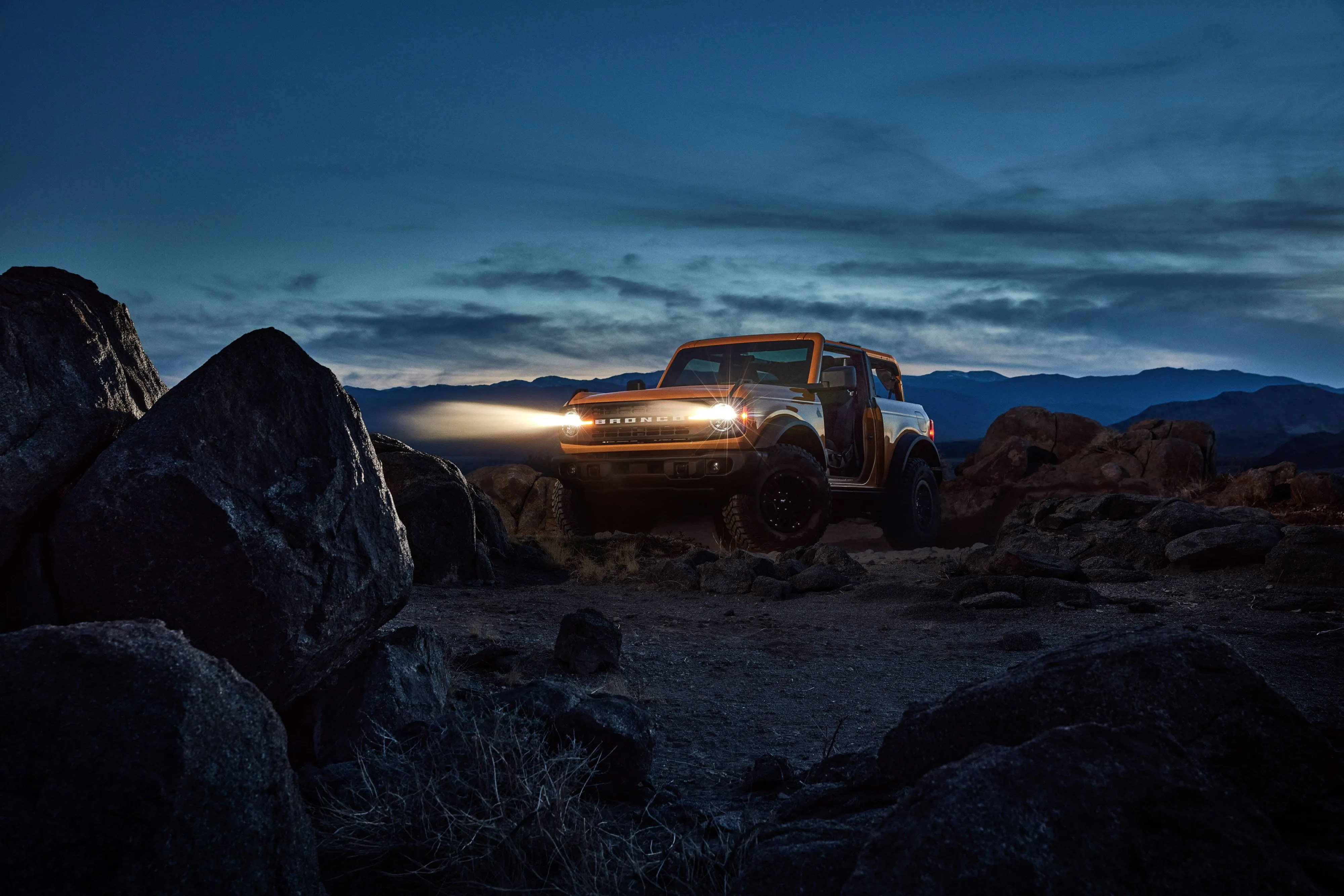 The New Ford Bronco Has Arrived. Here's Everything You Need to Know ...