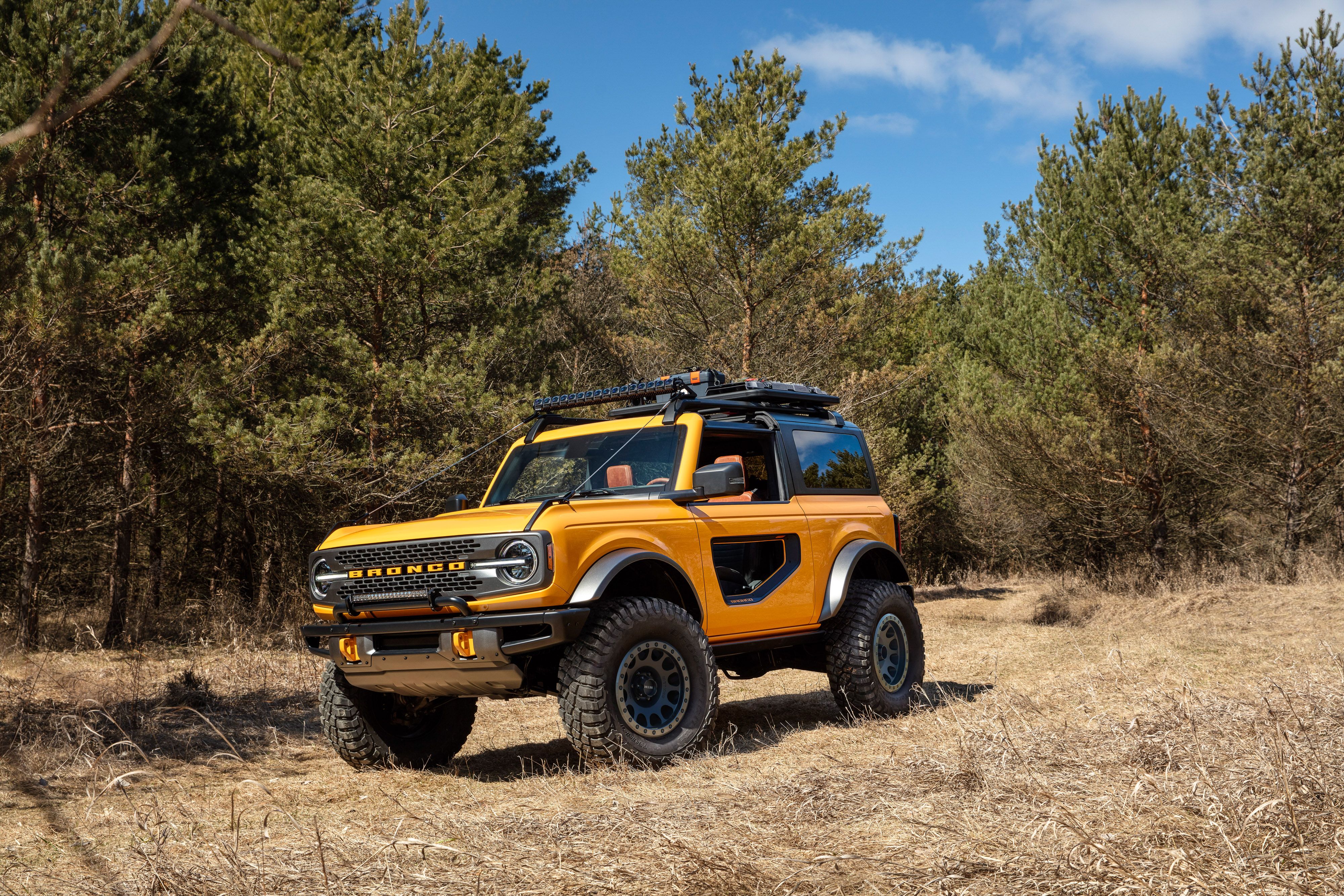The New Ford Bronco Has Arrived. Here's Everything You Need to Know ...