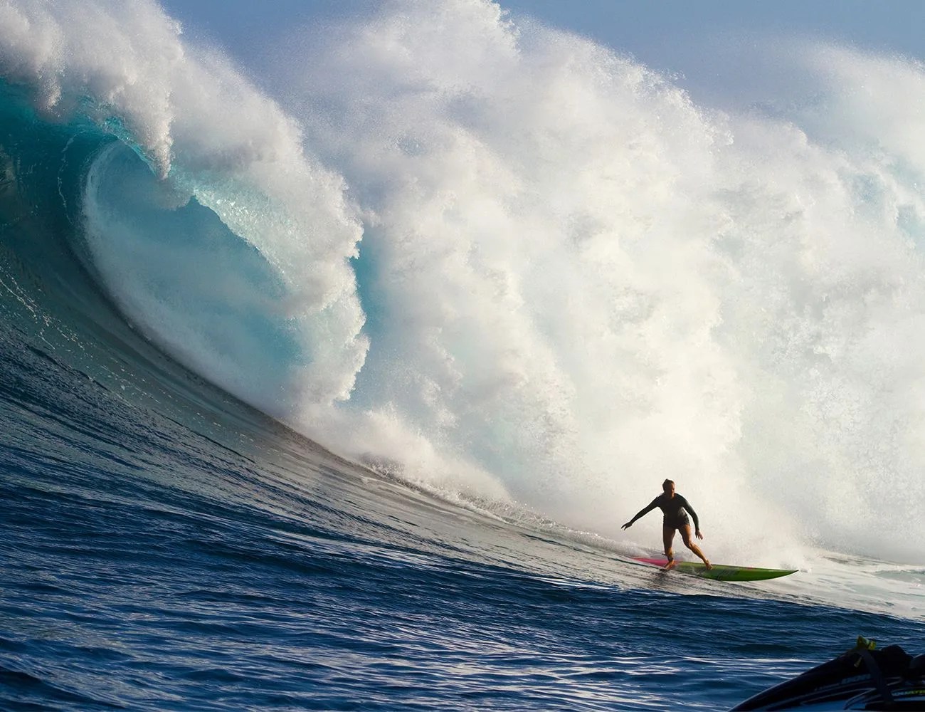 9 Female Surfers Who Will Make You Want to Chase Waves Around the World ...