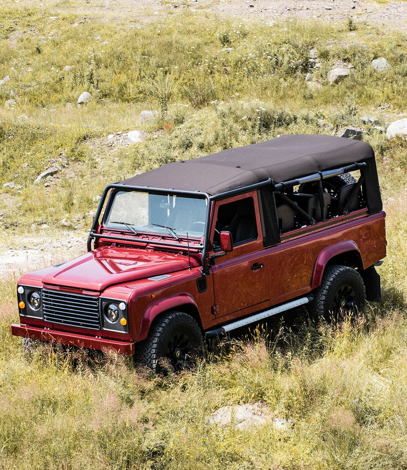 Are Classic Land Rover Defenders Overrated? | Gear Patrol
