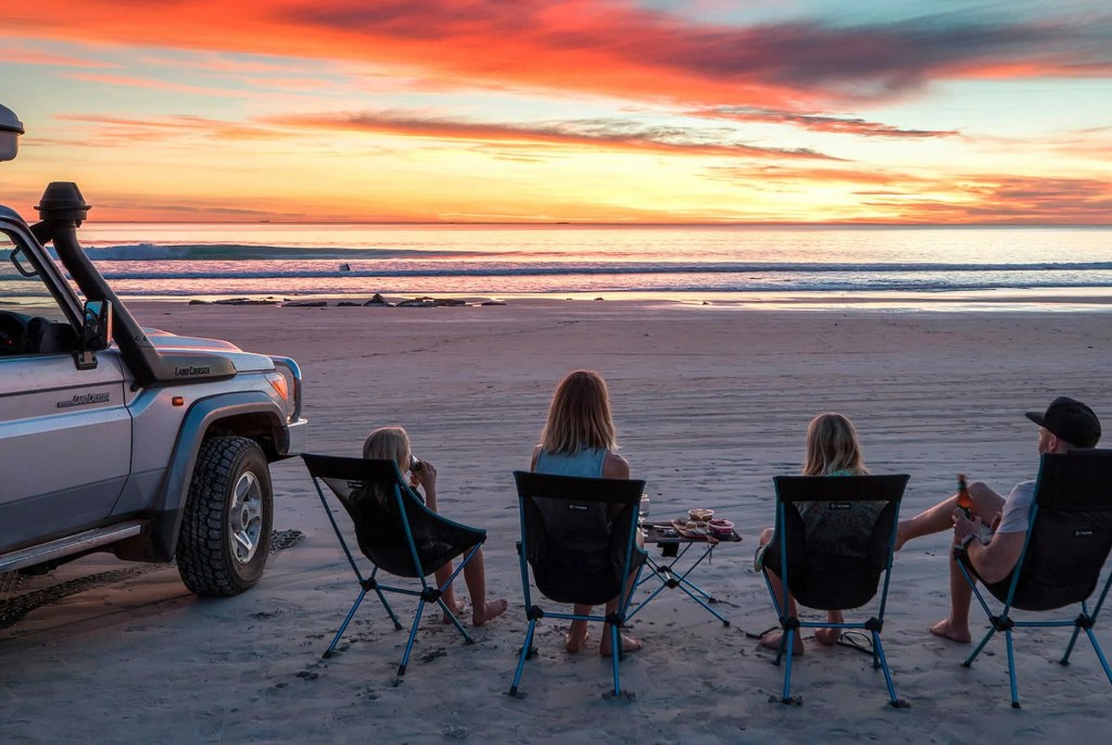 Meet Yarbo, a Lawn Robot That Mows, Blows Snow and Clears Leaves | Gear ...