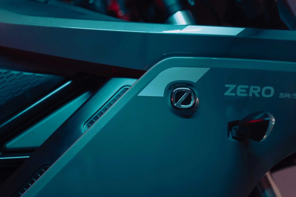 The Zero SR/S Manages to Be Sportier and Comfier Than Its Older Brother ...