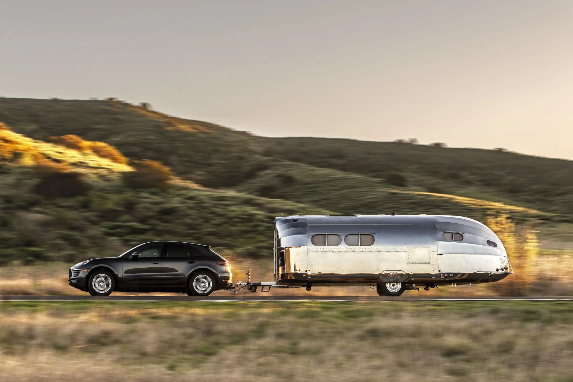 Want the Ultimate Custom Travel Trailer? Here's a Once-in-a-Lifetime ...