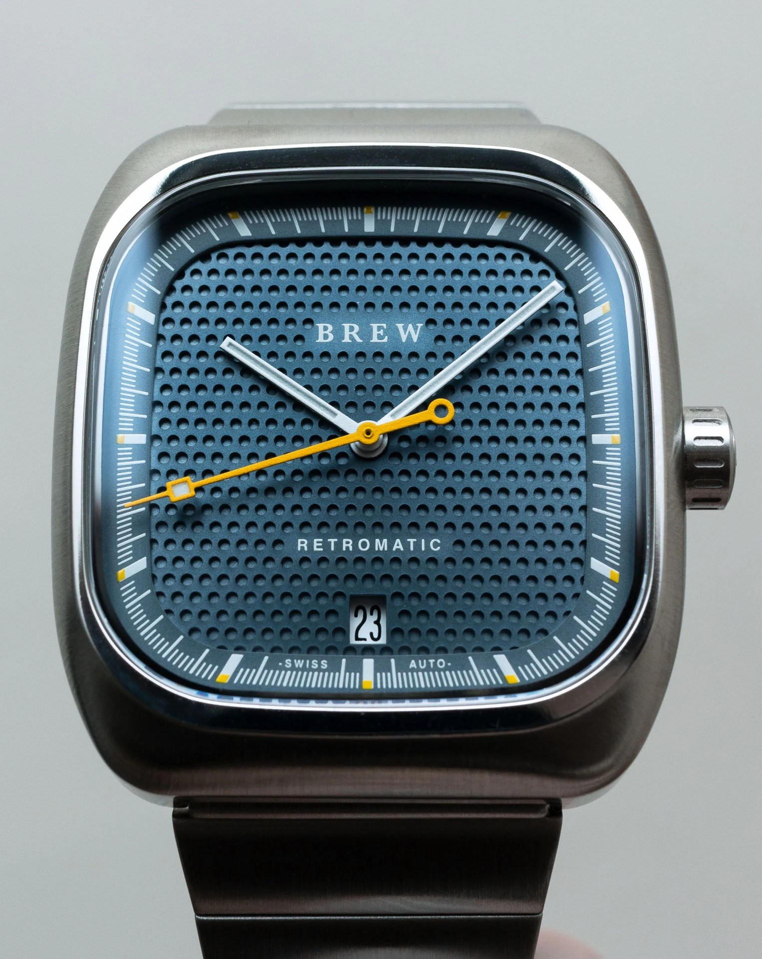 Fans of Sixties Design Will Flip for This Affordable Automatic Watch ...
