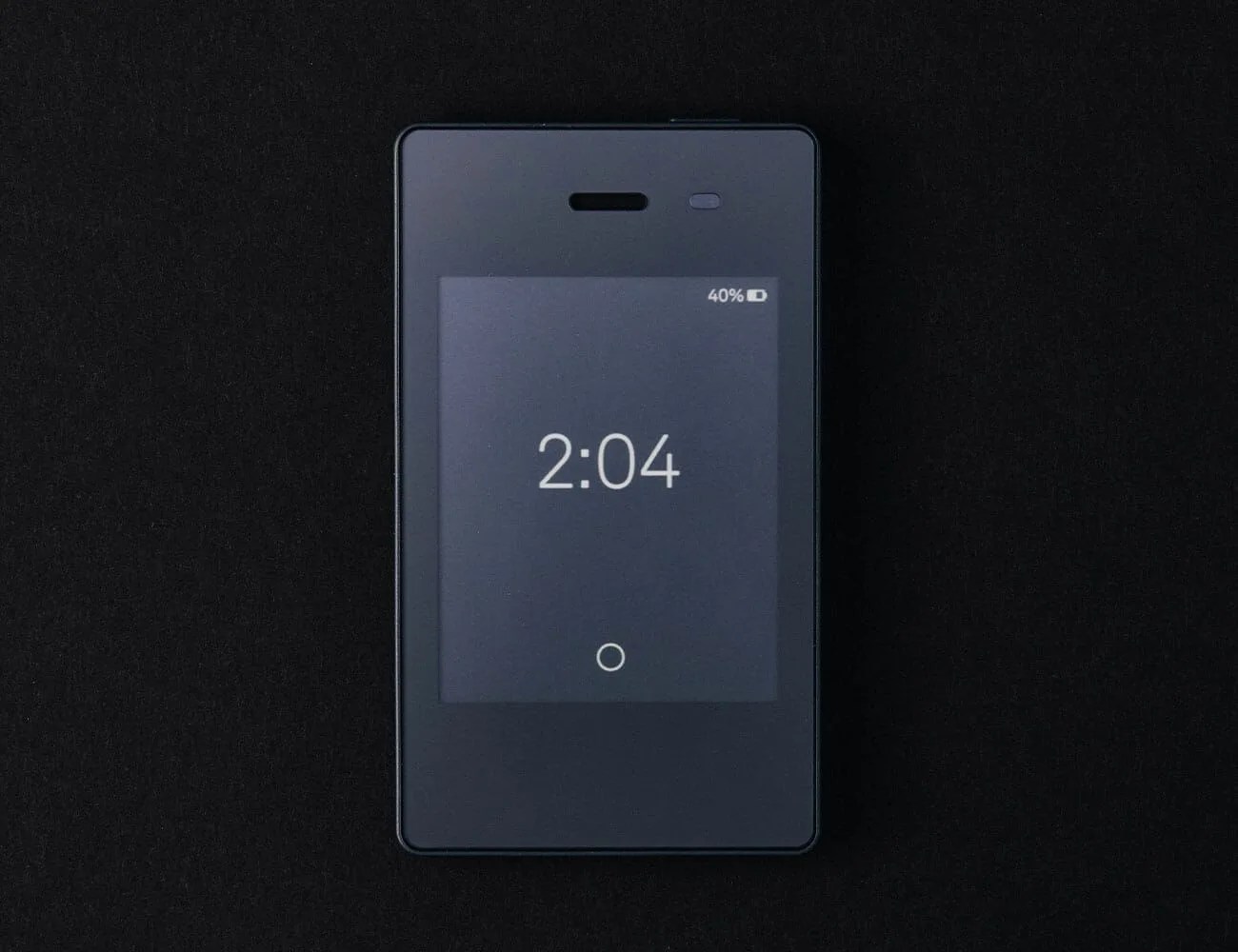 The Advantages of a “Smart” Phone That Can Never Have Instagram | Gear ...