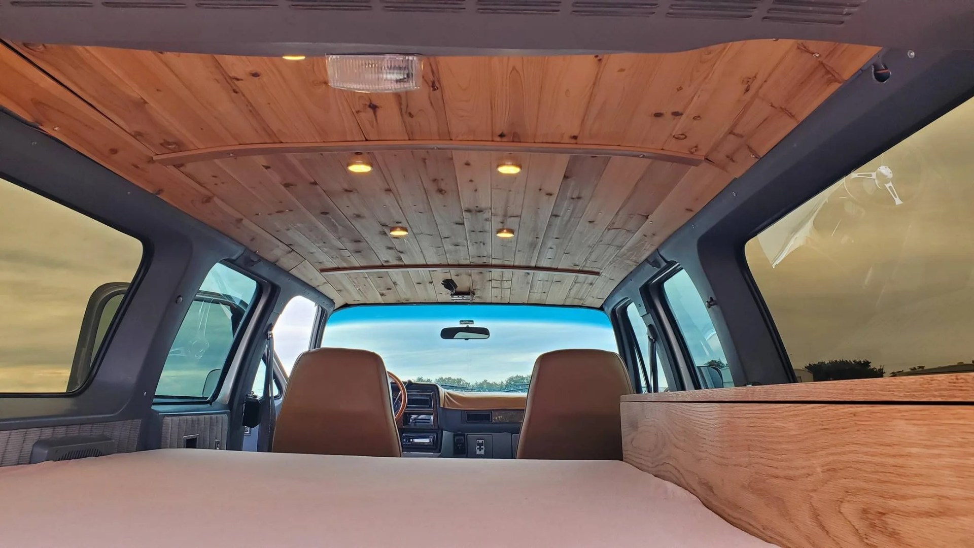 This Vintage Chevy Suburban Camper Is an Overlander Unlike Any Other ...